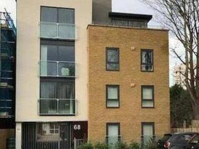 2 Bedroom Flat For Rent In London