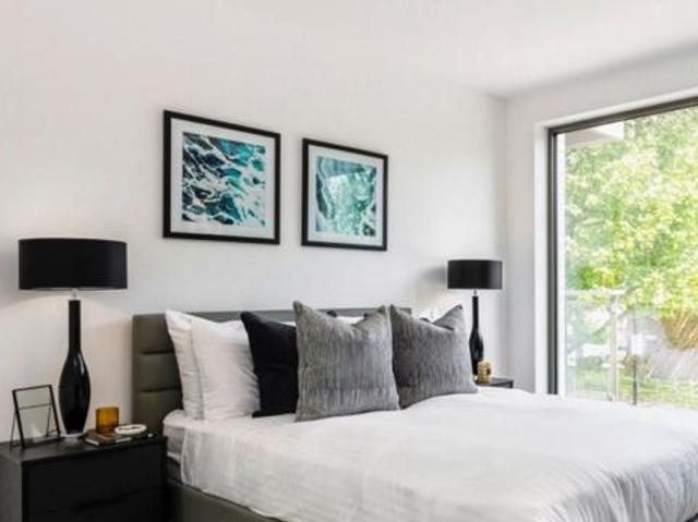 2 Bedroom Flat For Rent In London