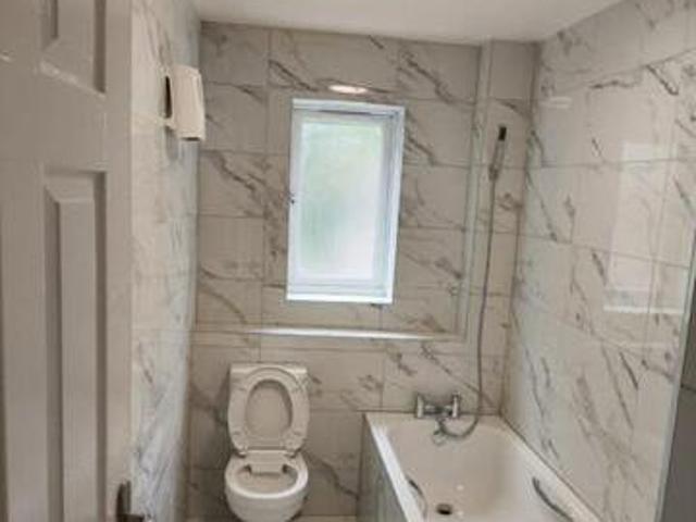 2 Bedroom Flat For Rent In London