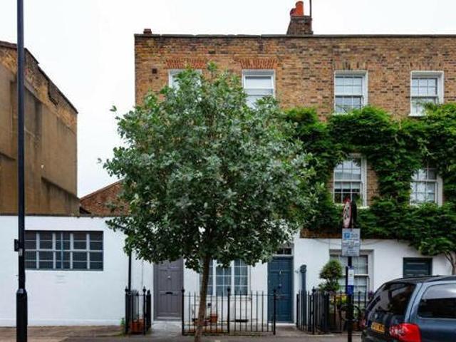 2 Bedroom Flat For Rent In London