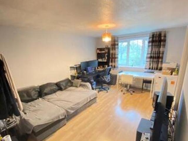 2 Bedroom Flat For Rent In London