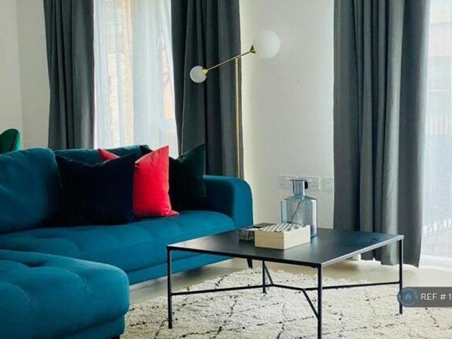 2 Bedroom Flat For Rent In London
