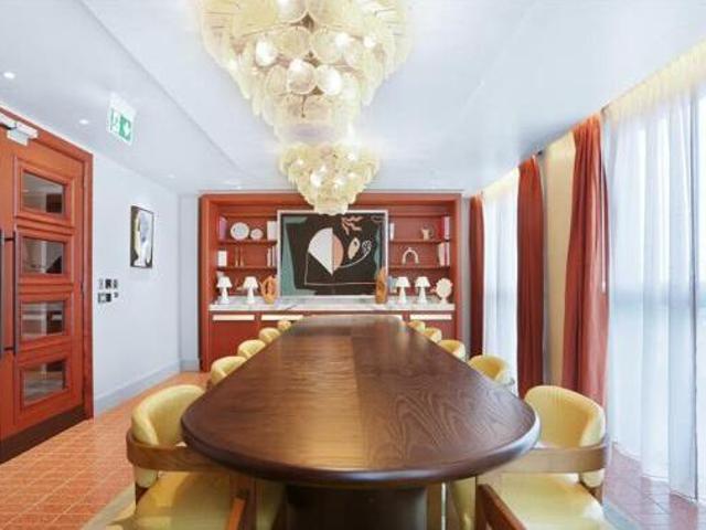 2 Bedroom Flat For Rent In London