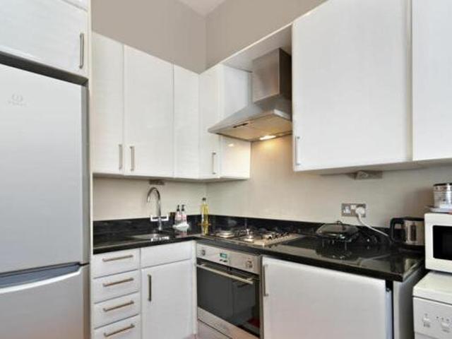 2 Bedroom Flat For Rent In London