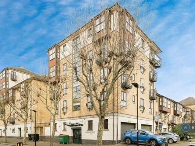 2 Bedroom Flat For Rent In London