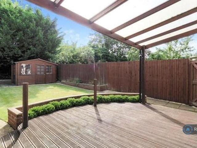 2 Bedroom Flat For Rent In London