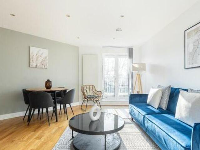 2 Bedroom Flat For Rent In London