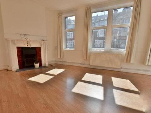 2 Bedroom Flat For Rent In London