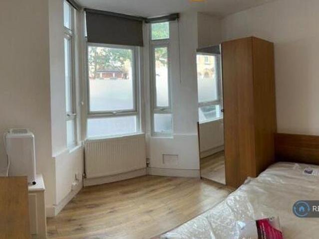 2 Bedroom Flat For Rent In London
