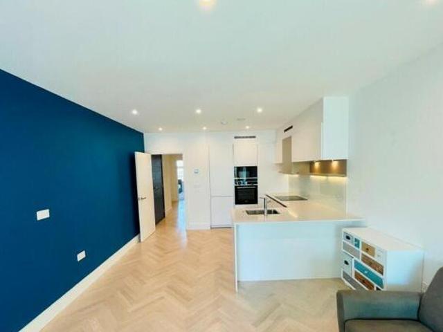 2 Bedroom Flat For Rent In London
