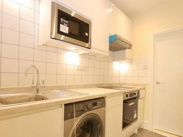 2 Bedroom Flat For Rent In London