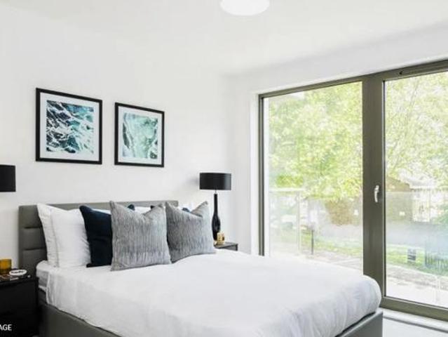 2 Bedroom Flat For Rent In London