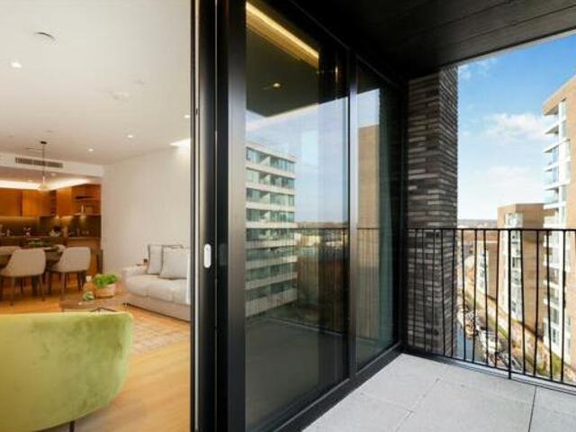2 Bedroom Flat For Rent In London