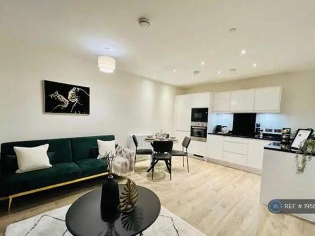 2 Bedroom Flat For Rent In London