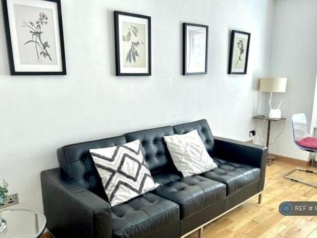 2 Bedroom Flat For Rent In London