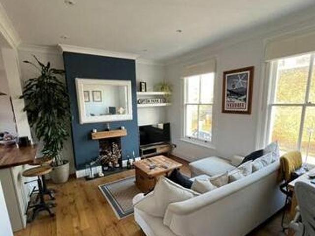 2 Bedroom Flat For Rent In London