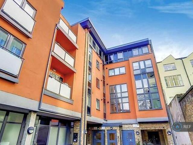2 Bedroom Flat For Rent In London