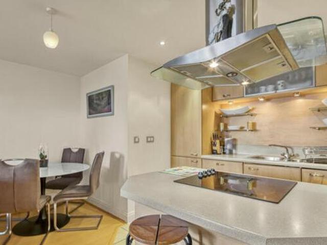 2 Bedroom Flat For Rent In London