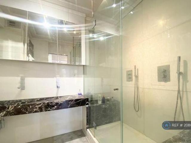 2 Bedroom Flat For Rent In London