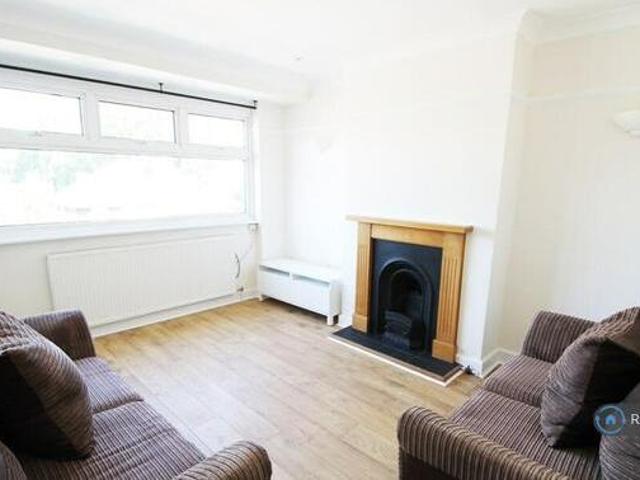 2 Bedroom Flat For Rent In London