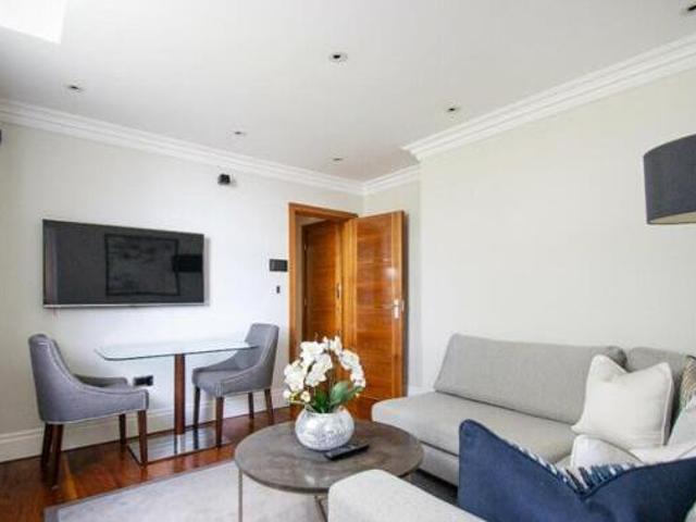 2 Bedroom Flat For Rent In London