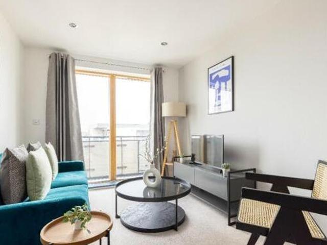 2 Bedroom Flat For Rent In London