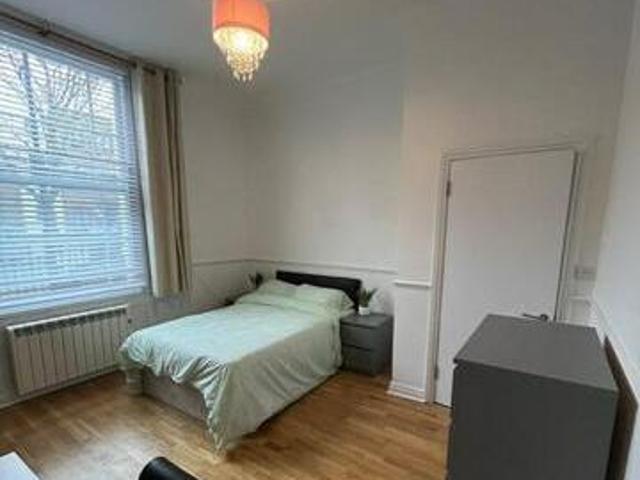 2 Bedroom Flat For Rent In London