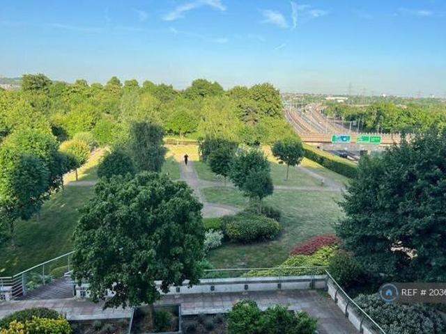 2 Bedroom Flat For Rent In London