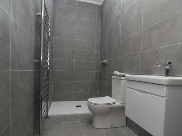 2 Bedroom Flat For Rent In London