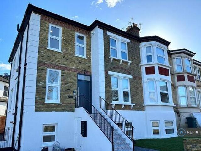 2 Bedroom Flat For Rent In London