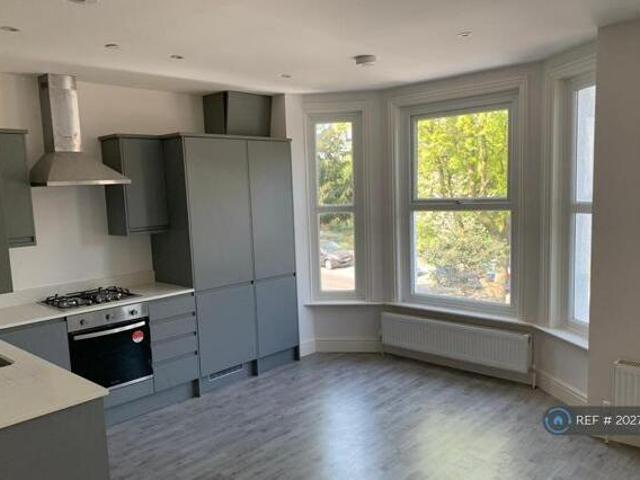 2 Bedroom Flat For Rent In London