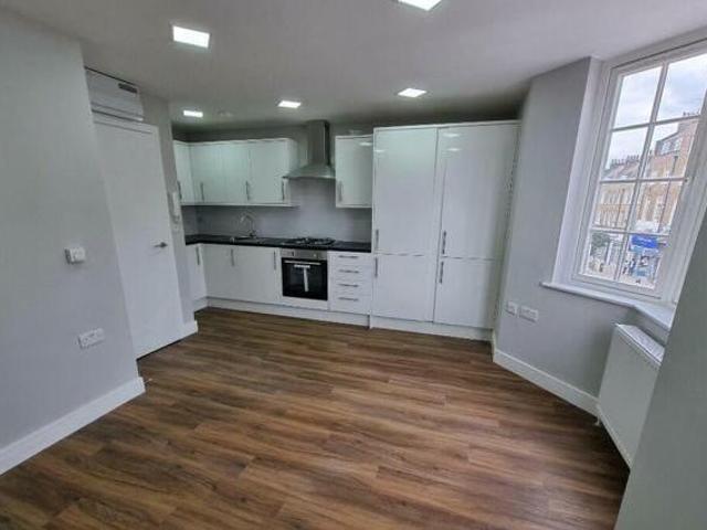 2 Bedroom Flat For Rent In London