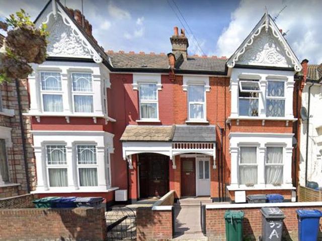 2 Bedroom Flat For Rent In London