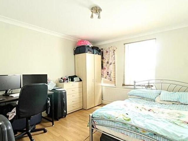 2 Bedroom Flat For Rent In London
