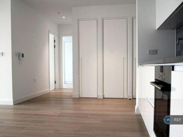 2 Bedroom Flat For Rent In London