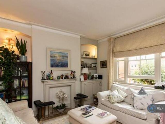 2 Bedroom Flat For Rent In London