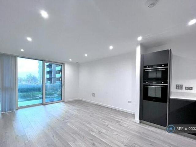 2 Bedroom Flat For Rent In London