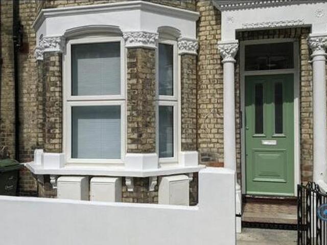 2 Bedroom Flat For Rent In London