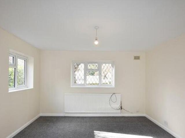 2 Bedroom Flat For Rent In London
