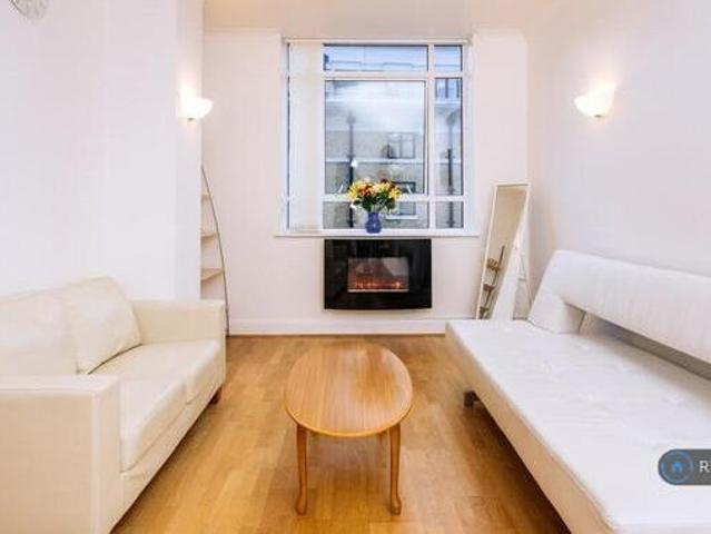2 Bedroom Flat For Rent In London