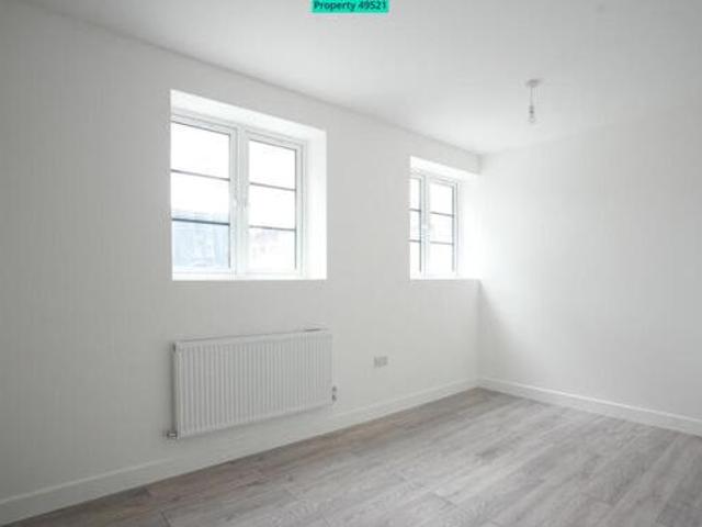2 Bedroom Flat For Rent In London