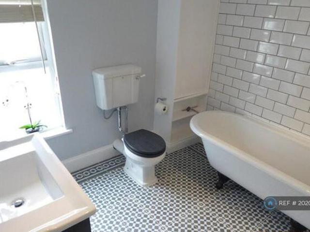 2 Bedroom Flat For Rent In London