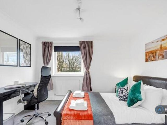 2 Bedroom Flat For Rent In London