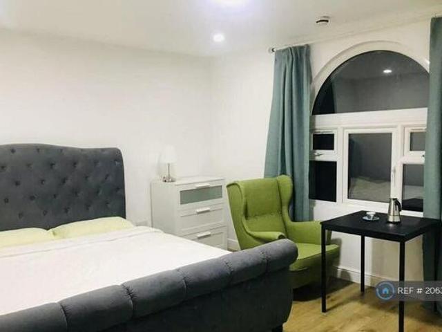 2 Bedroom Flat For Rent In London