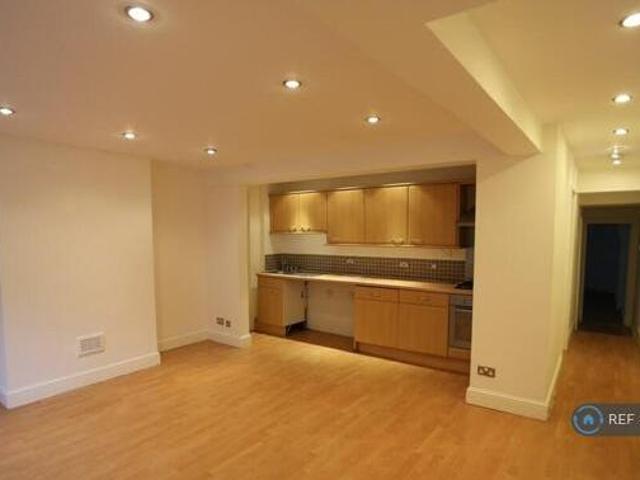 2 Bedroom Flat For Rent In London