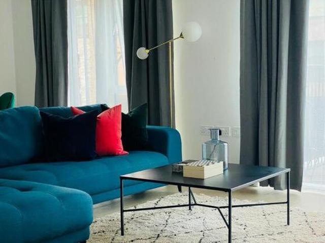 2 Bedroom Flat For Rent In London