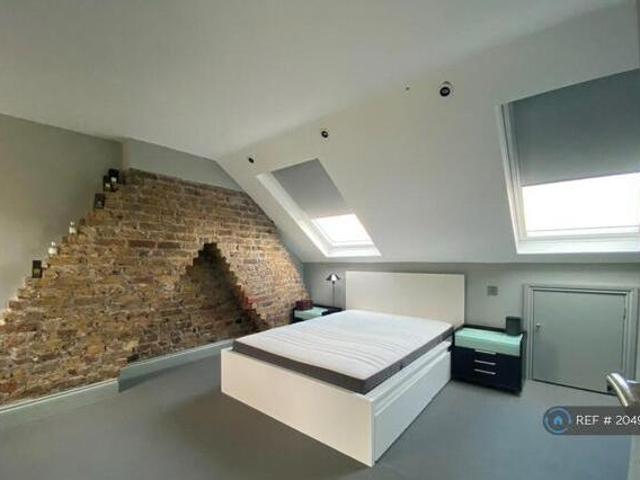 2 Bedroom Flat For Rent In London