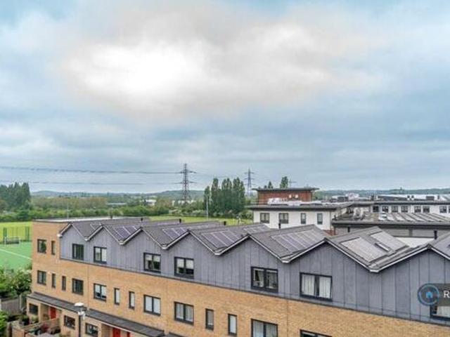 2 Bedroom Flat For Rent In London