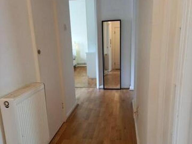 2 Bedroom Flat For Rent In London