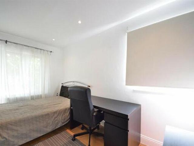 2 Bedroom Flat For Rent In London